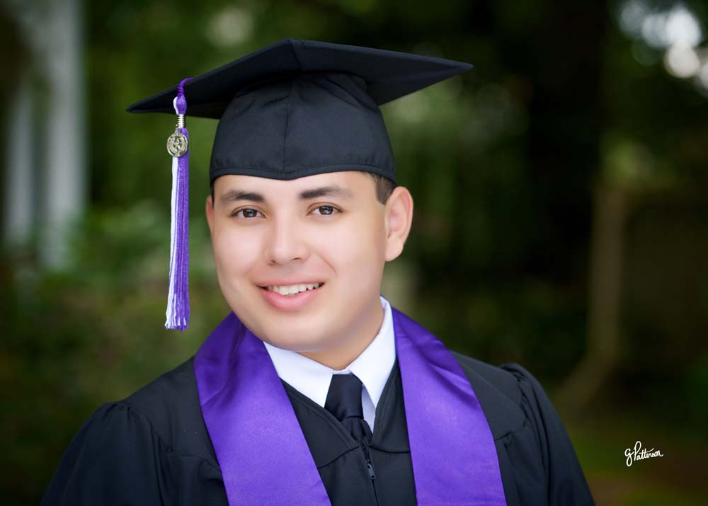 SFA Graduation Pictures and Invitations | House of Photography ...